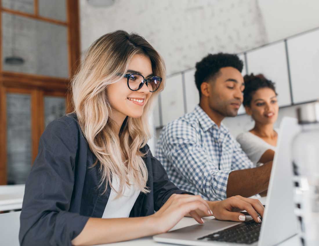 Knowledge Base & Live Chat - إداري لحلول البرمجيات